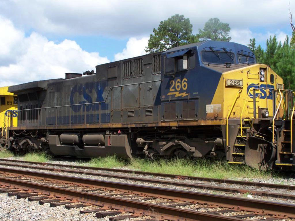 CSX 266 on standby